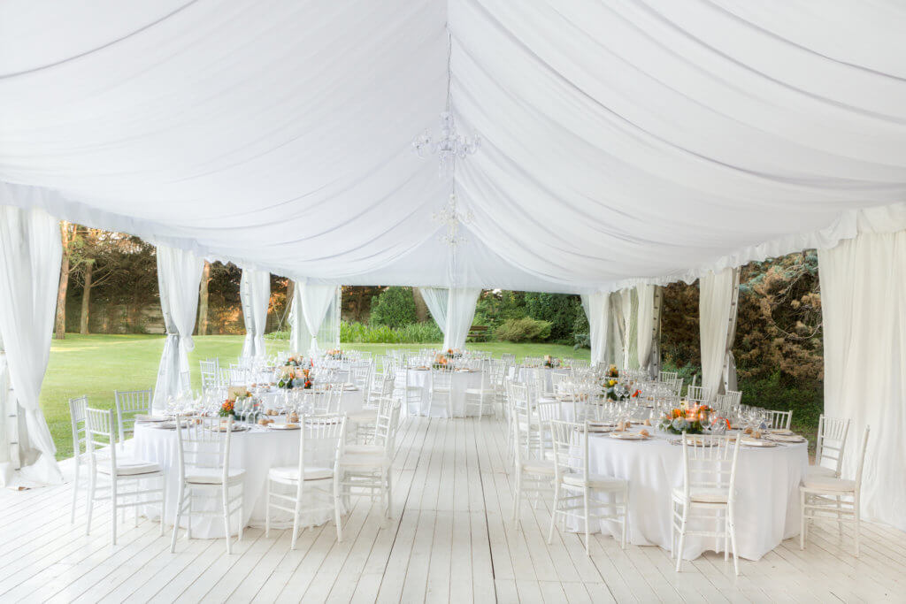4 Ways to Stay Ahead of Outdoor Event Decor Trends
